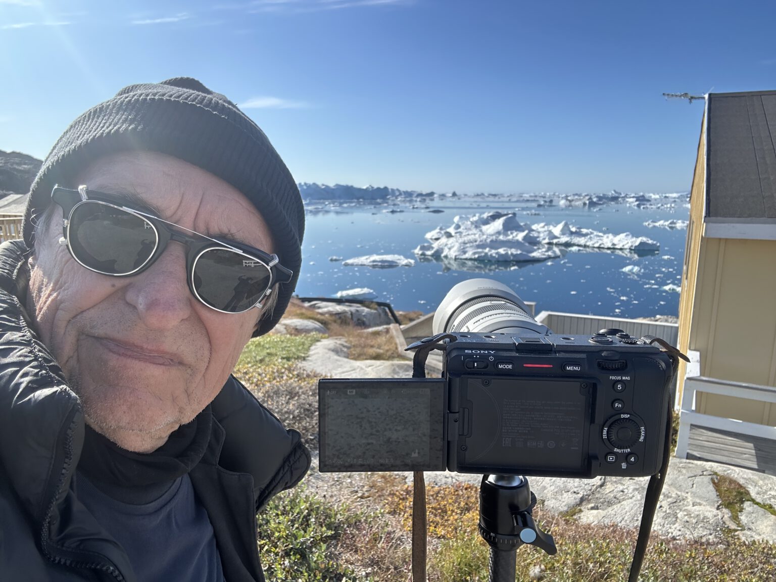 Adolf Winkelmann lässt Wale am Dortmunder U fliegen – mit einer ...